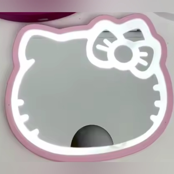 Hello Kitty | Accessories | Hello Kitty Usb Rechargeable Daylight Led ...